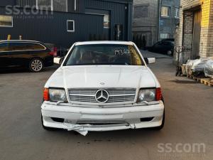 Белый Мерседес С 500 1986 в Рига, объемом двигателя 5.00 л и пробегом 230 тыс. км за 7700 €, фото 16 на AUTOMOTO.COM.LV