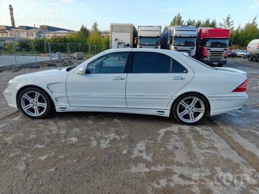 Balts Mercedes-Benz S 500 2001 Jelgava, ar dzinēja tilpumu 5.00 L un nobraukumu 199 tūkst. km par 7900 €, foto 3 vietnē AUTOMOTO.COM.LV