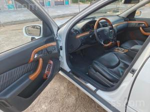 Balts Mercedes-Benz S 500 2001 Jelgava, ar dzinēja tilpumu 5.00 L un nobraukumu 199 tūkst. km par 7900 €, foto 10 vietnē AUTOMOTO.COM.LV