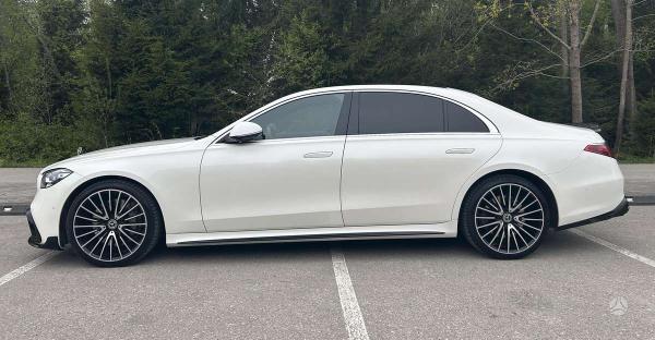White Mercedes-Benz S 500 2021 in Klaipeda, with an engine capacity of 3.00 L and mileage of 70 thousand km for 72900 €, photo 7 on AUTOMOTO.COM.LV