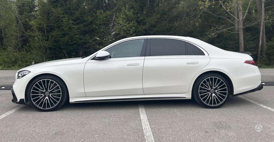 White Mercedes-Benz S 500 2021 in Klaipeda, with an engine capacity of 3.00 L and mileage of 70 thousand km for 72900 €, photo 7 on AUTOMOTO.COM.LV