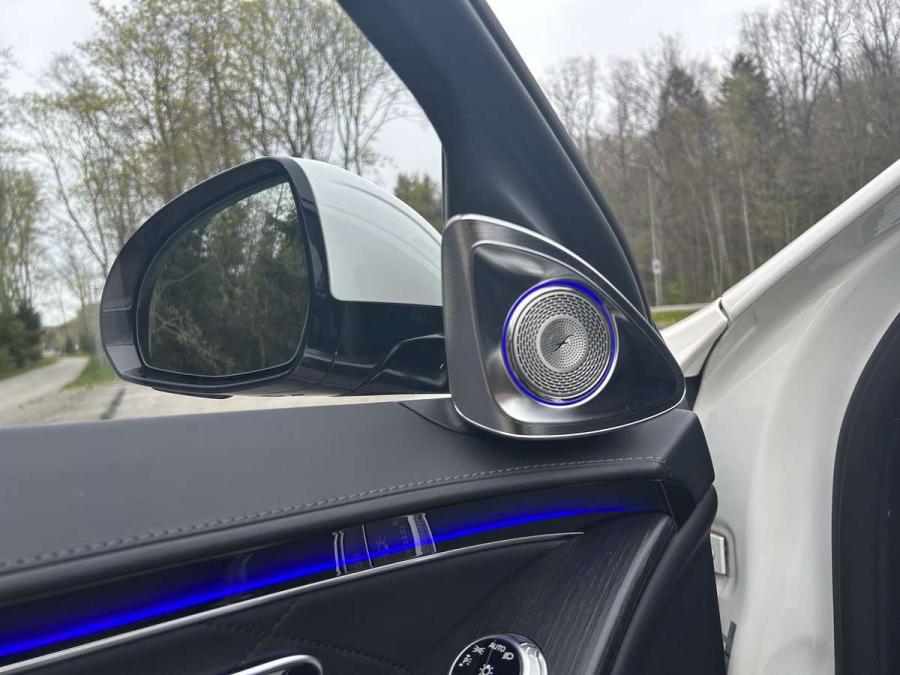 White Mercedes-Benz S 500 2021 in Klaipeda, with an engine capacity of 3.00 L and mileage of 70 thousand km for 72900 €, photo 24 on AUTOMOTO.COM.LV