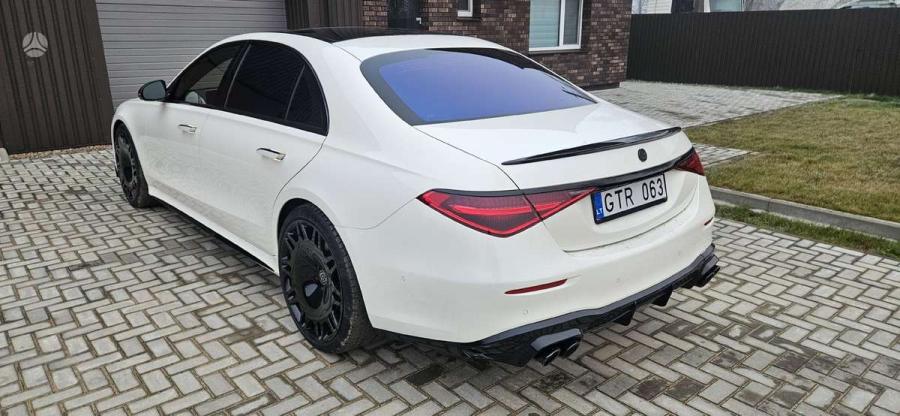 White Mercedes-Benz S 500 2022 in Vilnius, with an engine capacity of 3.00 L and mileage of 56 thousand km for 85000 €, photo 2 on AUTOMOTO.COM.LV
