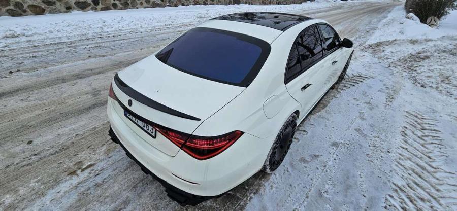 White Mercedes-Benz S 500 2022 in Vilnius, with an engine capacity of 3.00 L and mileage of 59 thousand km for 85000 €, photo 12 on AUTOMOTO.COM.LV