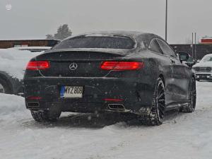 Black Mercedes-Benz s-550 2015 in Vilnius, with an engine capacity of 4.70 L and mileage of 99 thousand km for 39500 €, photo 4 on AUTOMOTO.COM.LV