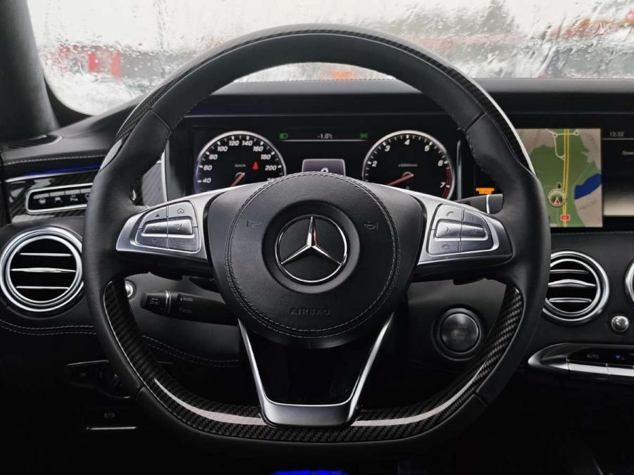Black Mercedes-Benz s-550 2015 in Vilnius, with an engine capacity of 4.70 L and mileage of 99 thousand km for 39500 €, photo 11 on AUTOMOTO.COM.LV