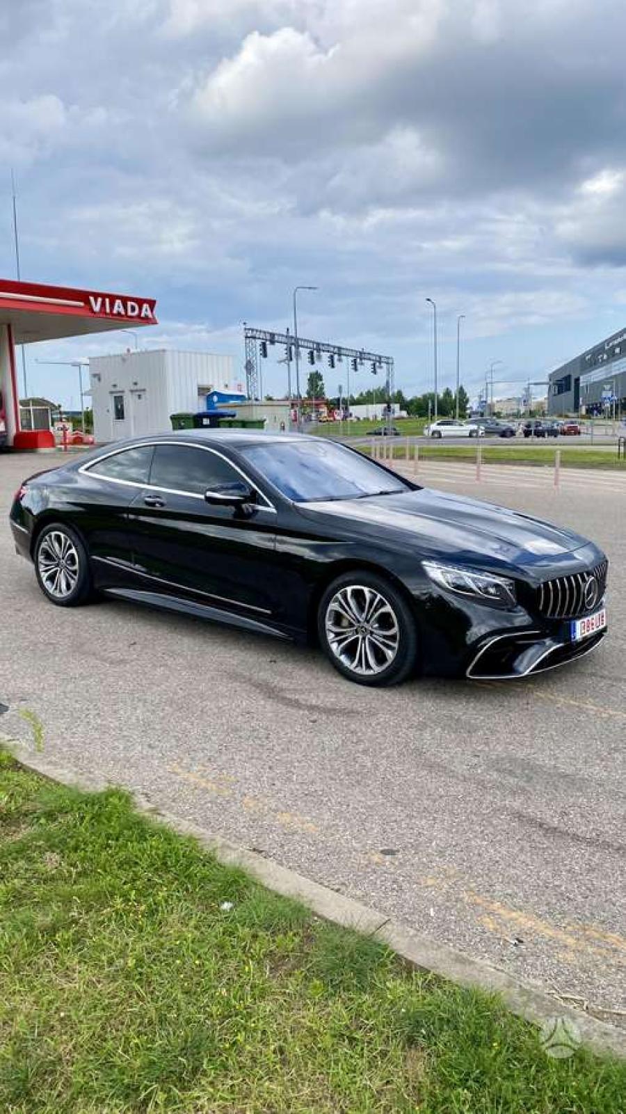 Melns Mercedes-Benz s-550 2016 Viļņa, ar dzinēja tilpumu 5.50 L un nobraukumu 76 tūkst. km par 49999 €, foto 4 vietnē AUTOMOTO.COM.LV