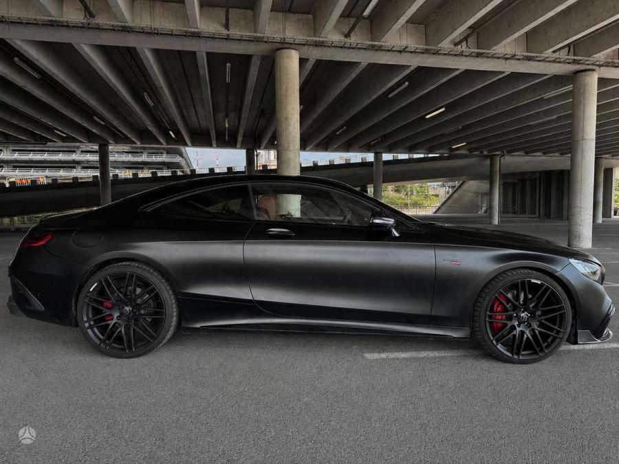 Black Mercedes-Benz s-550 2016 in Kaunas, with an engine capacity of 0.00 L and mileage of 139 thousand km for 37500 €, photo 4 on AUTOMOTO.COM.LV