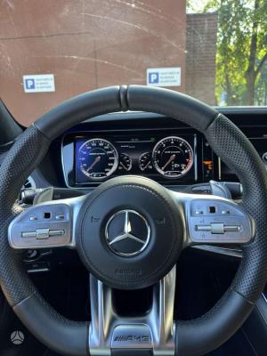 Black Mercedes-Benz s-550 2015 in Panevezys, with an engine capacity of 4.70 L and mileage of 179 thousand km for 29300 €, photo 3 on AUTOMOTO.COM.LV