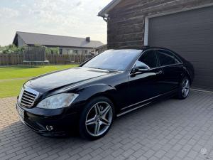 Melns Mercedes-Benz s-550 2007 Viļņa, ar dzinēja tilpumu 5.46 L un nobraukumu 325 tūkst. km par 7000 €, foto  vietnē AUTOMOTO.COM.LV