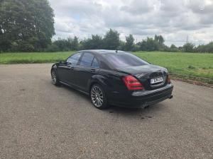 Melns Mercedes-Benz s-550 2007 Trakai, ar dzinēja tilpumu 5.50 L un nobraukumu 319 tūkst. km par 7000 €, foto 9 vietnē AUTOMOTO.COM.LV