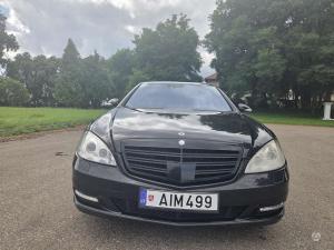 Melns Mercedes-Benz s-550 2007 Trakai, ar dzinēja tilpumu 5.50 L un nobraukumu 319 tūkst. km par 7000 €, foto 14 vietnē AUTOMOTO.COM.LV