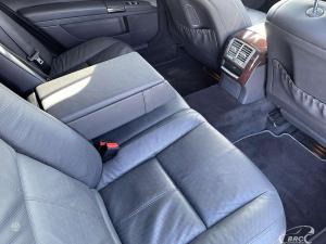 Black Mercedes-Benz s-550 2009 in Vilnius, with an engine capacity of 5.46 L and mileage of 253 thousand km for 8900 €, photo 11 on AUTOMOTO.COM.LV
