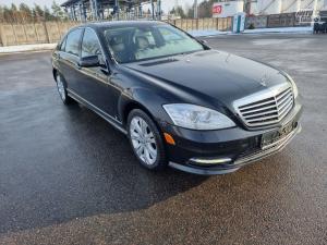 Черный Мерседес С 550 2010 в Вильнюс, объемом двигателя 5.50 л и пробегом 250 тыс. км за 8888 €, фото 3 на AUTOMOTO.COM.LV