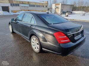 Черный Мерседес С 550 2010 в Вильнюс, объемом двигателя 5.50 л и пробегом 250 тыс. км за 8888 €, фото 5 на AUTOMOTO.COM.LV