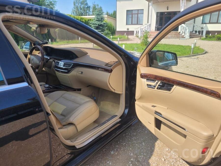 Melns Mercedes-Benz s-550 2010 Jelgava, ar dzinēja tilpumu 5.50 L un nobraukumu 349 tūkst. km par 11300 €, foto 7 vietnē AUTOMOTO.COM.LV