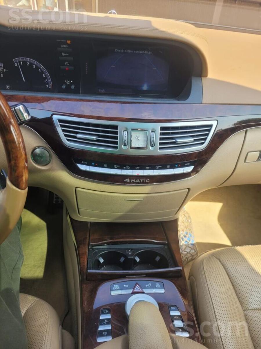 Melns Mercedes-Benz s-550 2010 Jelgava, ar dzinēja tilpumu 5.50 L un nobraukumu 349 tūkst. km par 11300 €, foto 8 vietnē AUTOMOTO.COM.LV