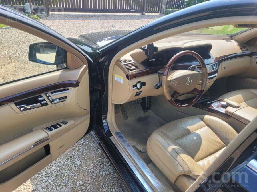 Melns Mercedes-Benz s-550 2010 Jelgava, ar dzinēja tilpumu 5.50 L un nobraukumu 349 tūkst. km par 11300 €, foto 10 vietnē AUTOMOTO.COM.LV