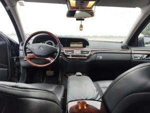 Melns Mercedes-Benz s-550 2012 Kauņa, ar dzinēja tilpumu 4.70 L un nobraukumu 245 tūkst. km par 11000 €, foto 7 vietnē AUTOMOTO.COM.LV