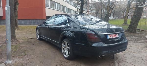 Черный Мерседес С 550 2012 в Клайпеда, объемом двигателя 4.70 л и пробегом 255 тыс. км за 11250 €, фото 10 на AUTOMOTO.COM.LV