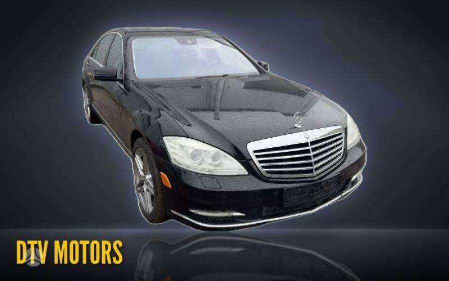 Black Mercedes-Benz s-550 2013 in Siauliai, with an engine capacity of 4.70 L and mileage of 303 thousand km for 7999 €, photo 3 on AUTOMOTO.COM.LV