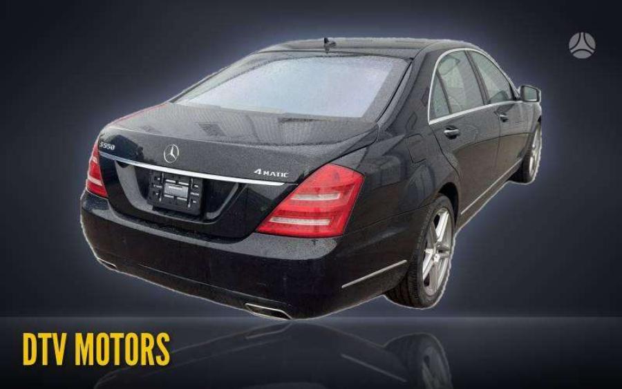 Black Mercedes-Benz s-550 2013 in Siauliai, with an engine capacity of 4.70 L and mileage of 303 thousand km for 7999 €, photo 4 on AUTOMOTO.COM.LV