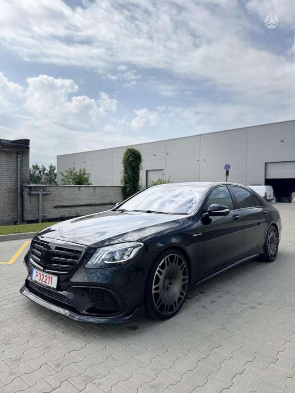 Melns Mercedes-Benz s-550 2014 Viļņa, ar dzinēja tilpumu 4.70 L un nobraukumu 210 tūkst. km par 28000 €, foto 1 vietnē AUTOMOTO.COM.LV
