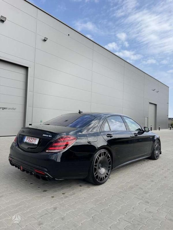 Melns Mercedes-Benz s-550 2014 Viļņa, ar dzinēja tilpumu 4.70 L un nobraukumu 210 tūkst. km par 28000 €, foto 4 vietnē AUTOMOTO.COM.LV