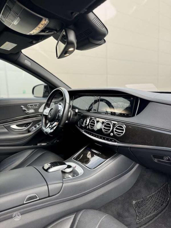 Melns Mercedes-Benz s-550 2014 Viļņa, ar dzinēja tilpumu 4.70 L un nobraukumu 210 tūkst. km par 28000 €, foto 9 vietnē AUTOMOTO.COM.LV