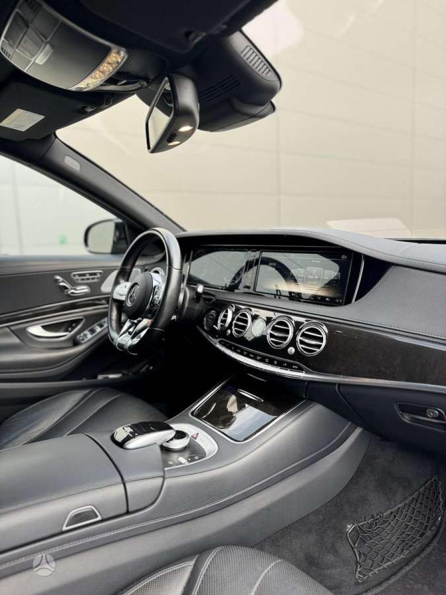 Melns Mercedes-Benz s-550 2014 Viļņa, ar dzinēja tilpumu 4.70 L un nobraukumu 210 tūkst. km par 28000 €, foto 10 vietnē AUTOMOTO.COM.LV
