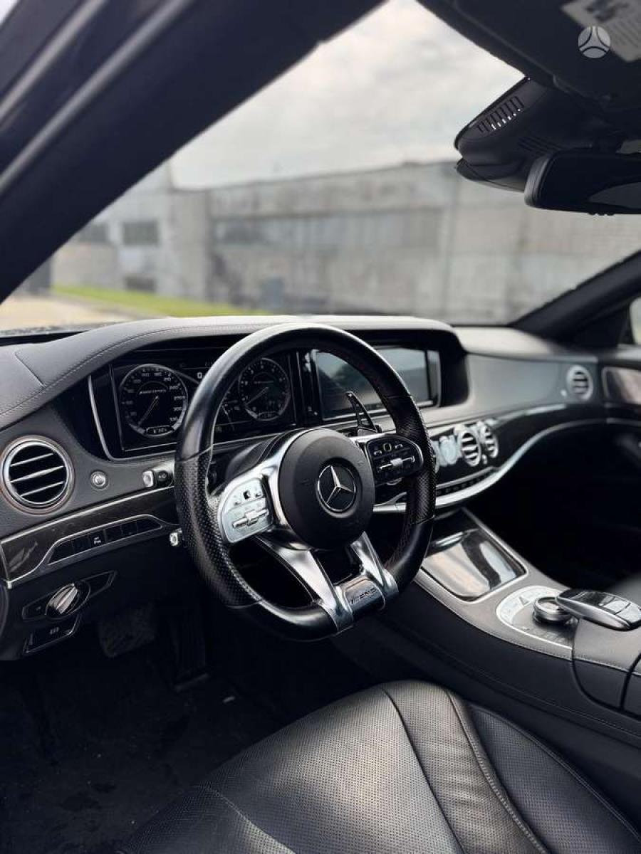 Melns Mercedes-Benz s-550 2014 Viļņa, ar dzinēja tilpumu 4.70 L un nobraukumu 210 tūkst. km par 28000 €, foto 18 vietnē AUTOMOTO.COM.LV