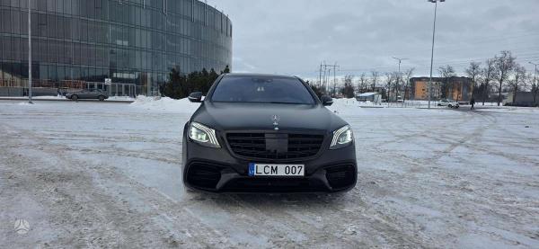 Black Mercedes-Benz s-550 2015 in Siauliai, with an engine capacity of 4.66 L and mileage of 58 thousand km for 49900 €, photo 2 on AUTOMOTO.COM.LV