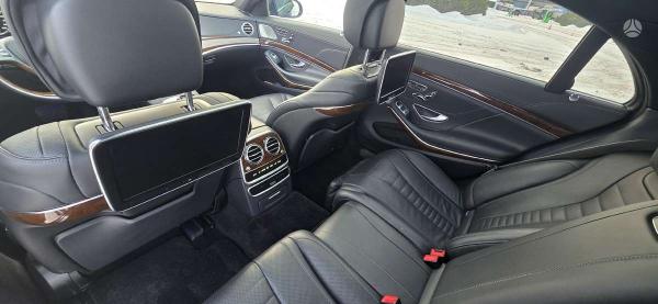 Black Mercedes-Benz s-550 2015 in Siauliai, with an engine capacity of 4.66 L and mileage of 58 thousand km for 49900 €, photo 10 on AUTOMOTO.COM.LV
