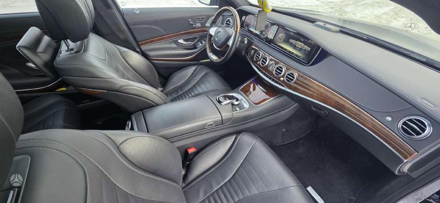 Melns Mercedes-Benz s-550 2015 Šauļi, ar dzinēja tilpumu 4.66 L un nobraukumu 58 tūkst. km par 49900 €, foto 13 vietnē AUTOMOTO.COM.LV