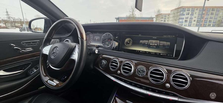 Melns Mercedes-Benz s-550 2015 Šauļi, ar dzinēja tilpumu 4.66 L un nobraukumu 58 tūkst. km par 49900 €, foto 14 vietnē AUTOMOTO.COM.LV