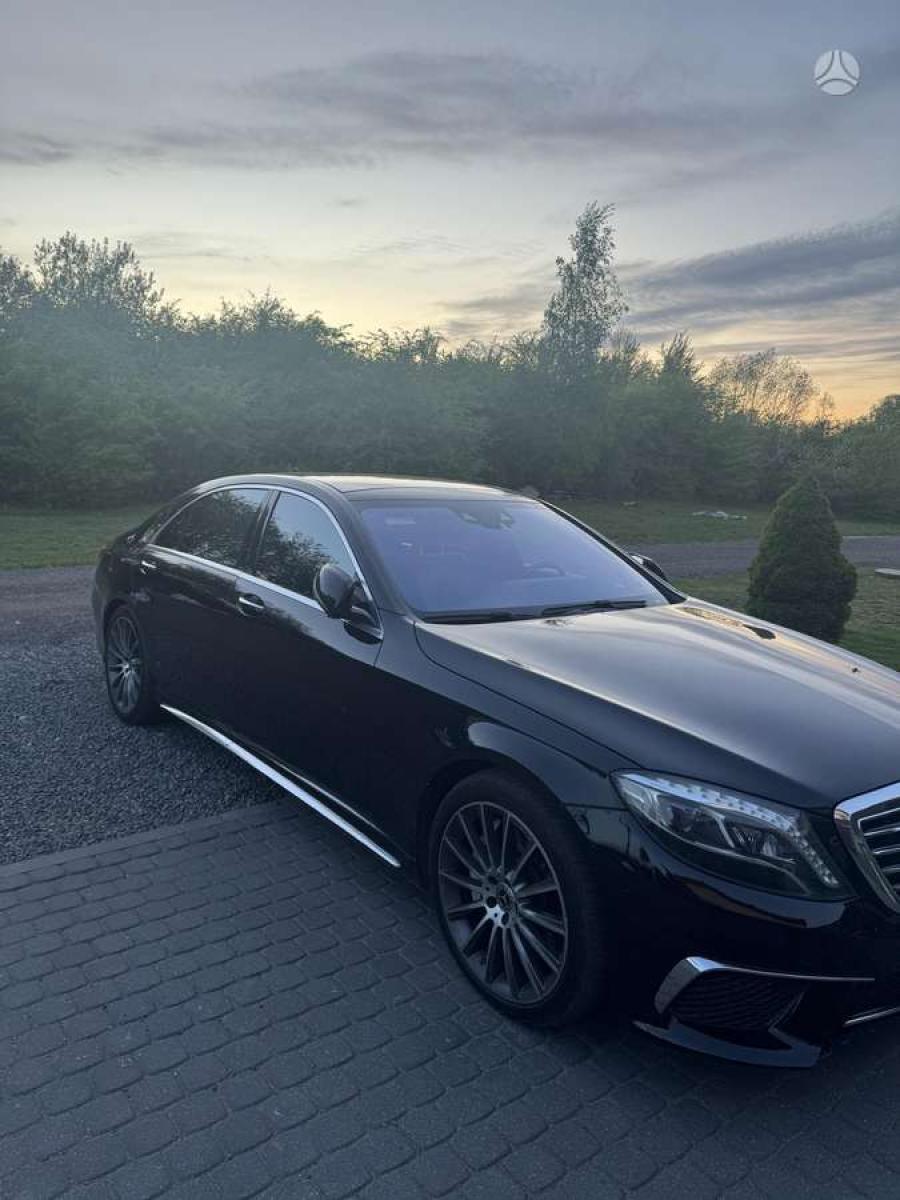 Melns Mercedes-Benz s-550 2015 Kauņa, ar dzinēja tilpumu 4.70 L un nobraukumu 222 tūkst. km par 24000 €, foto 1 vietnē AUTOMOTO.COM.LV