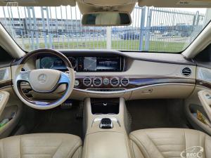 Melns Mercedes-Benz s-550 2015 Avižieniai, ar dzinēja tilpumu 4.70 L un nobraukumu 120 tūkst. km par 27900 €, foto 5 vietnē AUTOMOTO.COM.LV
