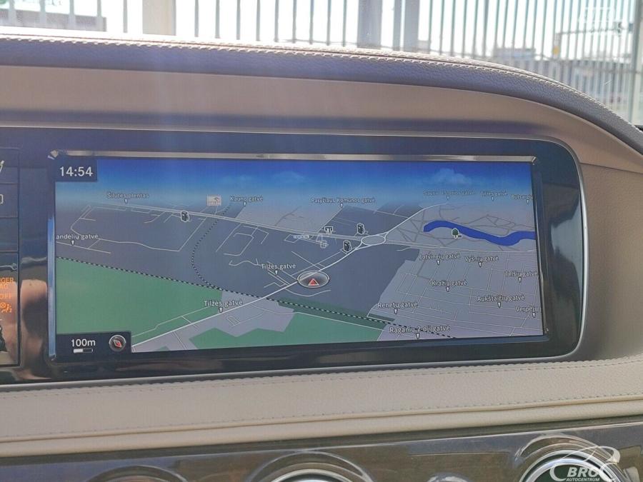 Melns Mercedes-Benz s-550 2015 Avižieniai, ar dzinēja tilpumu 4.70 L un nobraukumu 120 tūkst. km par 27900 €, foto 34 vietnē AUTOMOTO.COM.LV