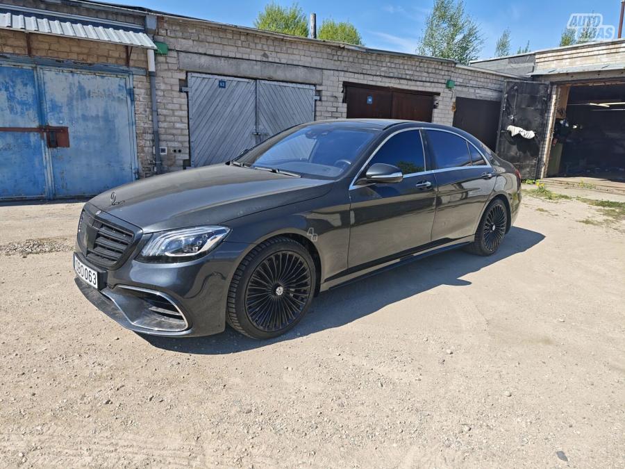 Black Mercedes-Benz s-550 2015 in Kaisiadorys, with an engine capacity of 4.70 L and mileage of 164 thousand km for 17000 €, photo 4 on AUTOMOTO.COM.LV