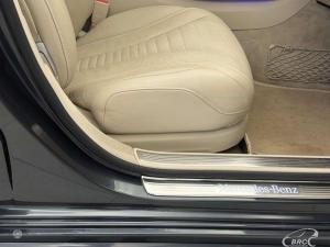 Melns Mercedes-Benz s-550 2015 Viļņa, ar dzinēja tilpumu 4.66 L un nobraukumu 120 tūkst. km par 24400 €, foto 8 vietnē AUTOMOTO.COM.LV