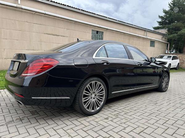 Melns Mercedes-Benz s-550 2015 Šauļi, ar dzinēja tilpumu 4.70 L un nobraukumu 167 tūkst. km par 14800 €, foto 6 vietnē AUTOMOTO.COM.LV