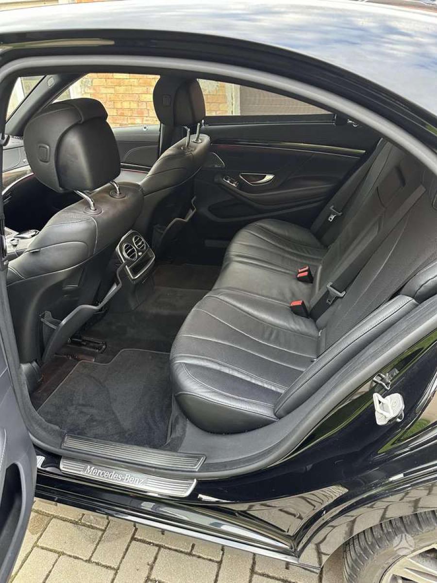 Melns Mercedes-Benz s-550 2015 Šauļi, ar dzinēja tilpumu 4.70 L un nobraukumu 167 tūkst. km par 14800 €, foto 13 vietnē AUTOMOTO.COM.LV