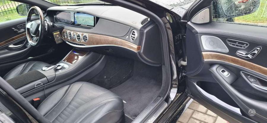 Melns Mercedes-Benz s-550 2016 Plungė, ar dzinēja tilpumu 4.70 L un nobraukumu 142 tūkst. km par 29800 €, foto 10 vietnē AUTOMOTO.COM.LV