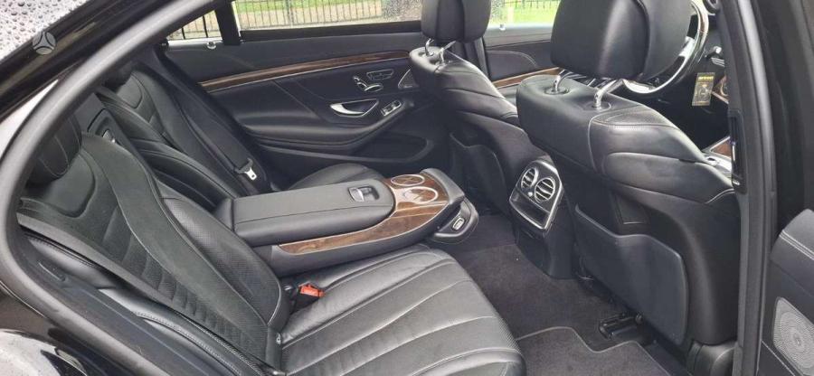 Melns Mercedes-Benz s-550 2016 Plungė, ar dzinēja tilpumu 4.70 L un nobraukumu 142 tūkst. km par 29800 €, foto 12 vietnē AUTOMOTO.COM.LV