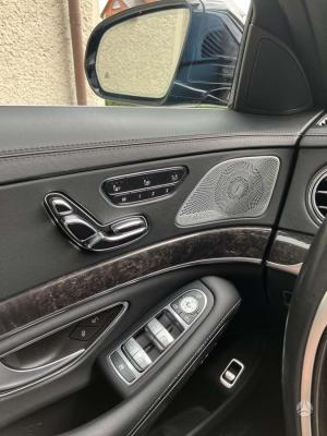 Melns Mercedes-Benz s-550 2017 Kauņa, ar dzinēja tilpumu 4.70 L un nobraukumu 154 tūkst. km par 35900 €, foto 16 vietnē AUTOMOTO.COM.LV