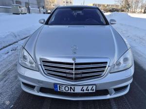 Pelēks Mercedes-Benz s-550 2007 Viļņa, ar dzinēja tilpumu 5.50 L un nobraukumu 295 tūkst. km par 7800 €, foto 3 vietnē AUTOMOTO.COM.LV