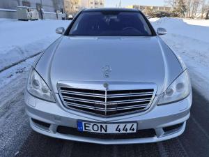 Pelēks Mercedes-Benz s-550 2007 Viļņa, ar dzinēja tilpumu 5.50 L un nobraukumu 295 tūkst. km par 7800 €, foto 3 vietnē AUTOMOTO.COM.LV