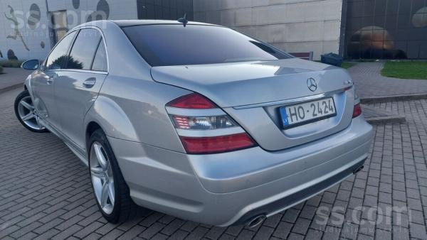 Grey Mercedes-Benz s-550 2008 in Riga, with an engine capacity of 5.50 L and mileage of 0 thousand km for 5850 €, photo 7 on AUTOMOTO.COM.LV