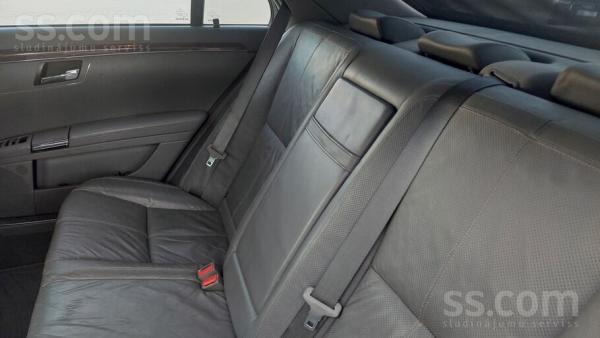 Grey Mercedes-Benz s-550 2008 in Riga, with an engine capacity of 5.50 L and mileage of 0 thousand km for 5850 €, photo 9 on AUTOMOTO.COM.LV