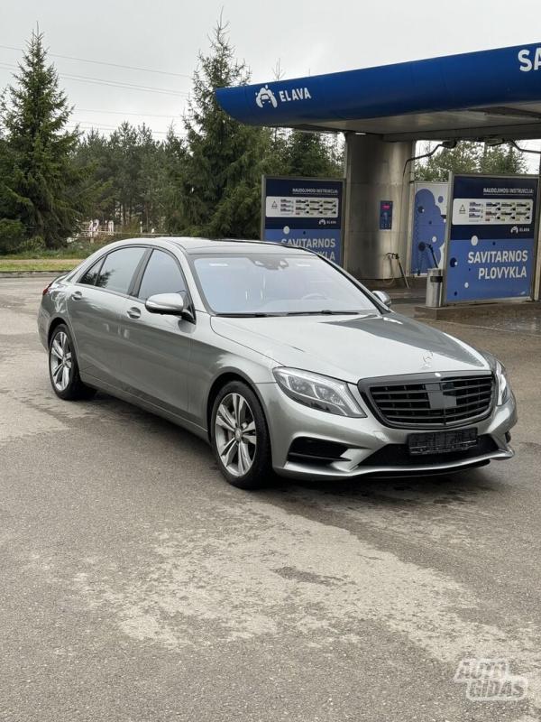 Grey Mercedes-Benz s-550 2015 in Raseiniai, with an engine capacity of 4.70 L and mileage of 145 thousand km for 27000 €, photo 3 on AUTOMOTO.COM.LV